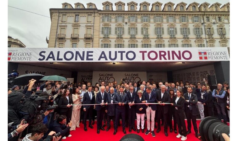 Torino - Al via il Salone dell’Auto di Torino 2025: la città si ...
