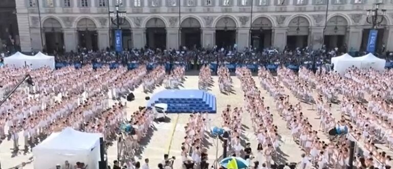 A Torino la lezione di ballo più grande del mondo - In migliaia per ...